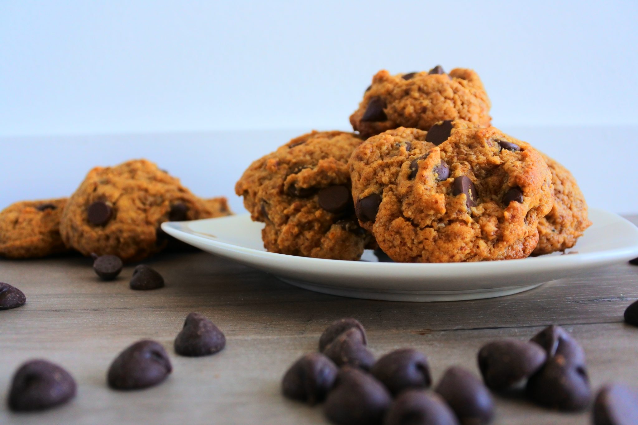 Gluten-Free Clean Eat Chocolate Chip Cookies - Kitrusy